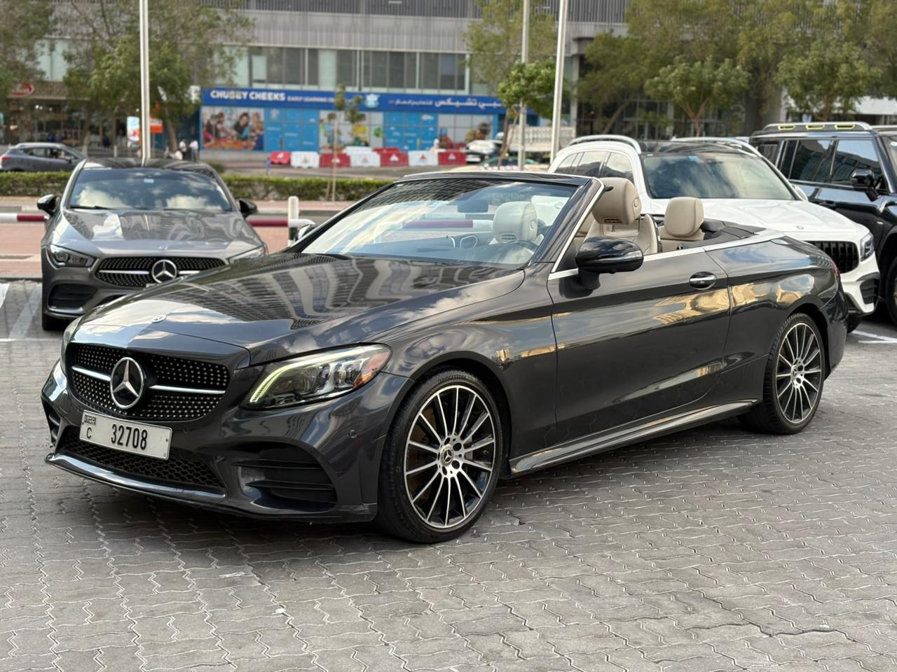 MERCEDES C-300 2023 Convertiable - Muscle car Dubai